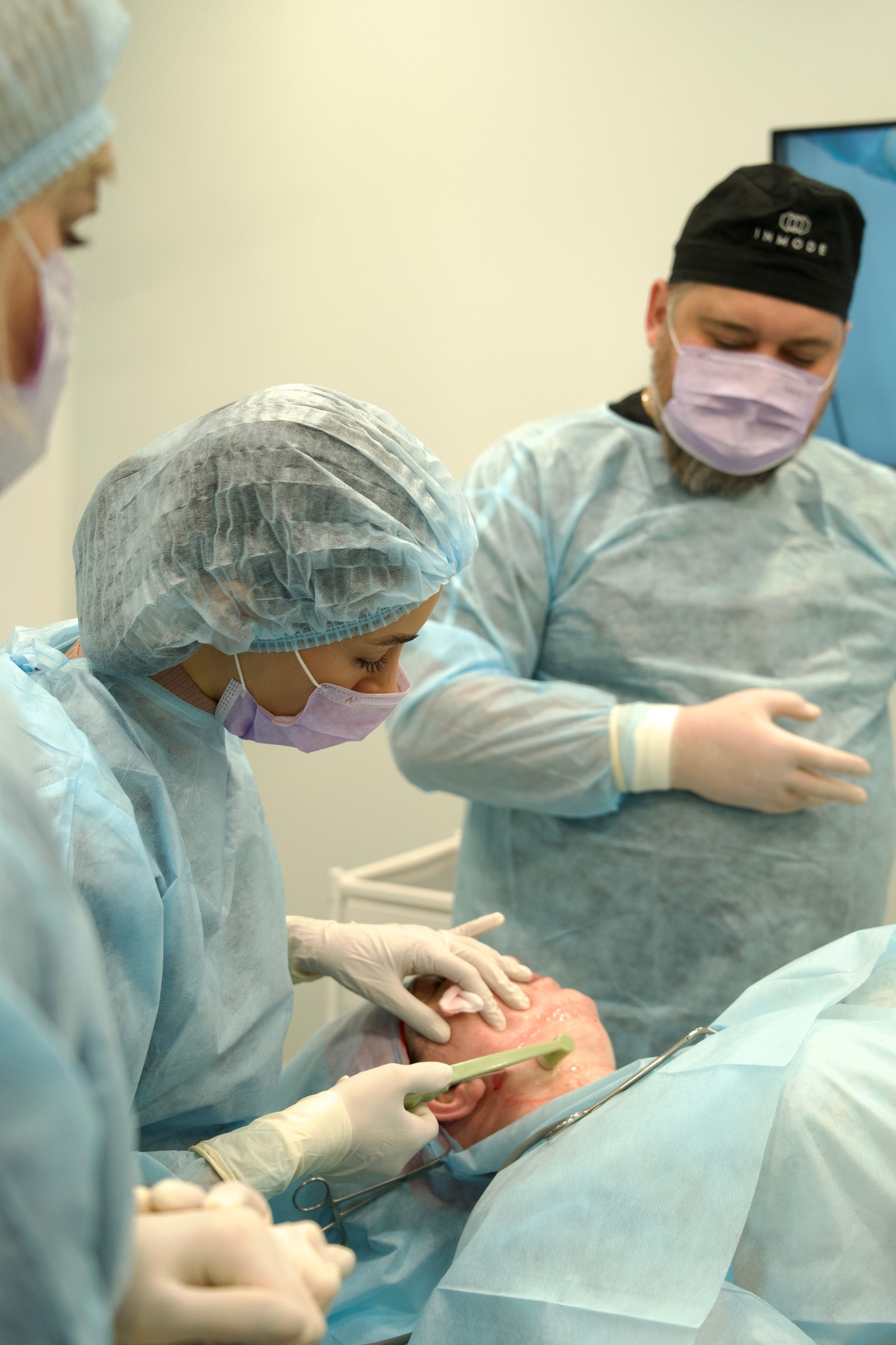 29 марта 2025 г. - Показательный мастер-класс по технологии FaceTite ...